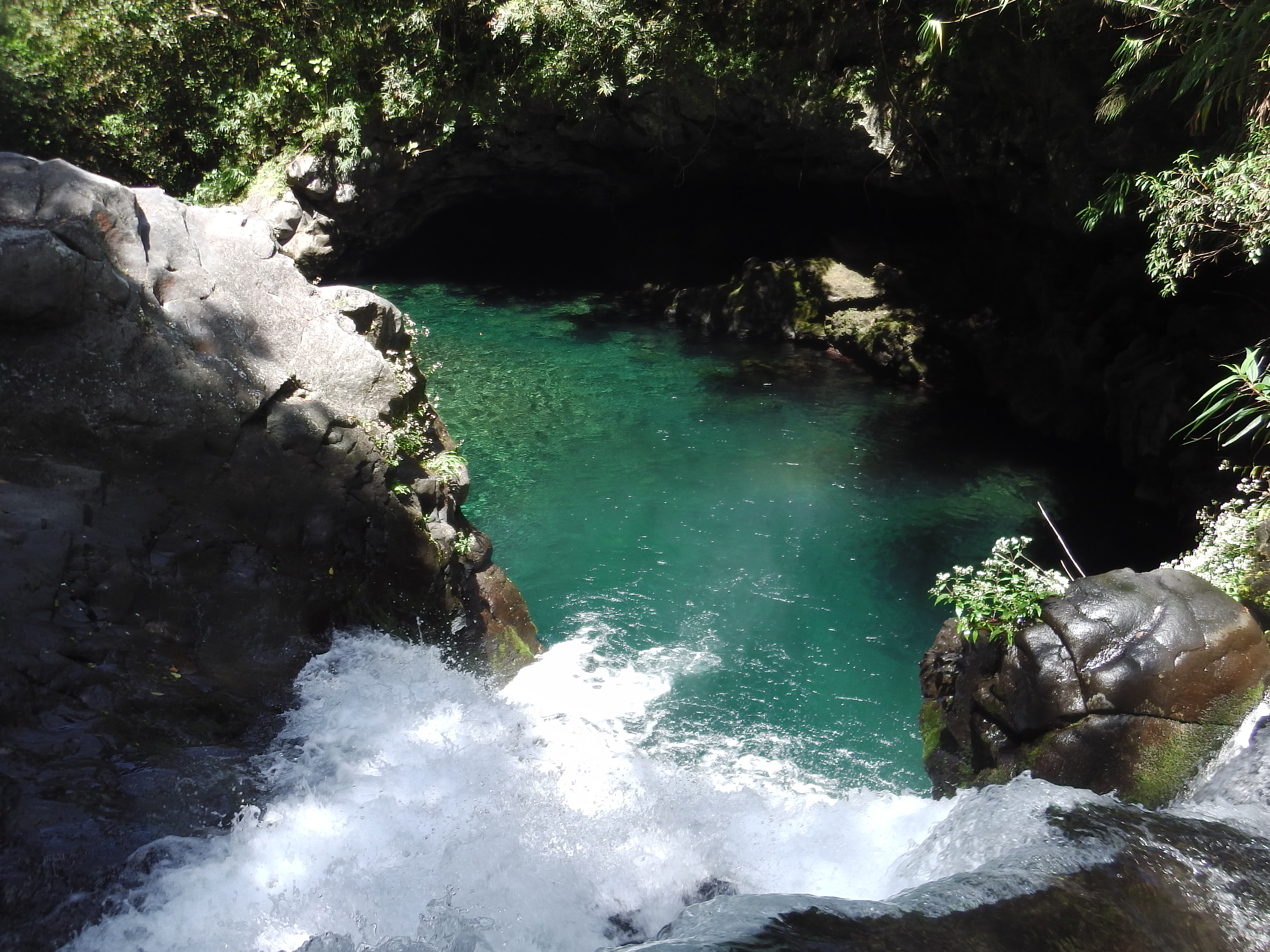Langevin- Canyoning-Aventure PéiAventure Péi Canyoning